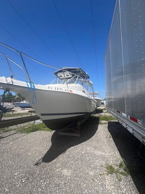 1998 27' Cobia Walk-around (Dania Beach, FL) - 2024520400025001-001-0000