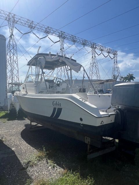 1998 27' Cobia Walk-around (Dania Beach, FL) - 2024520400025001-001-0000